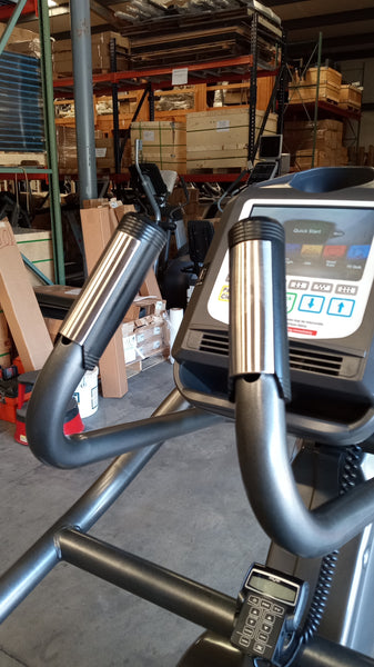SciFit SXT7000 Elliptical (USED) – Powerfit Equipment