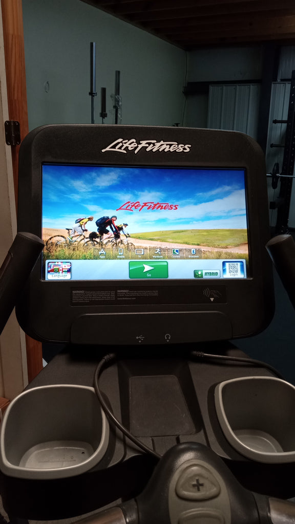 Life Fitness 95Ce Discover SE Series Upright Life Cycle - USED ...