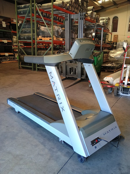 Matrix T-1X-03-F Treadmill (USED) – Powerfit Equipment