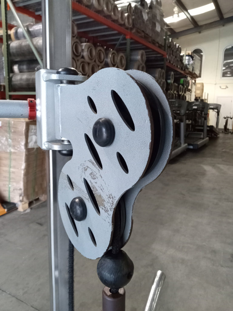 Atlantis Cable Pull Down Machine (USED) – Powerfit Equipment