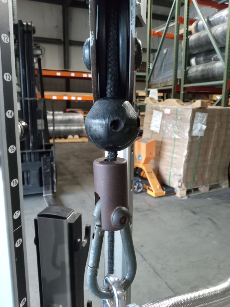 Atlantis Cable Pull Down Machine (USED) – Powerfit Equipment